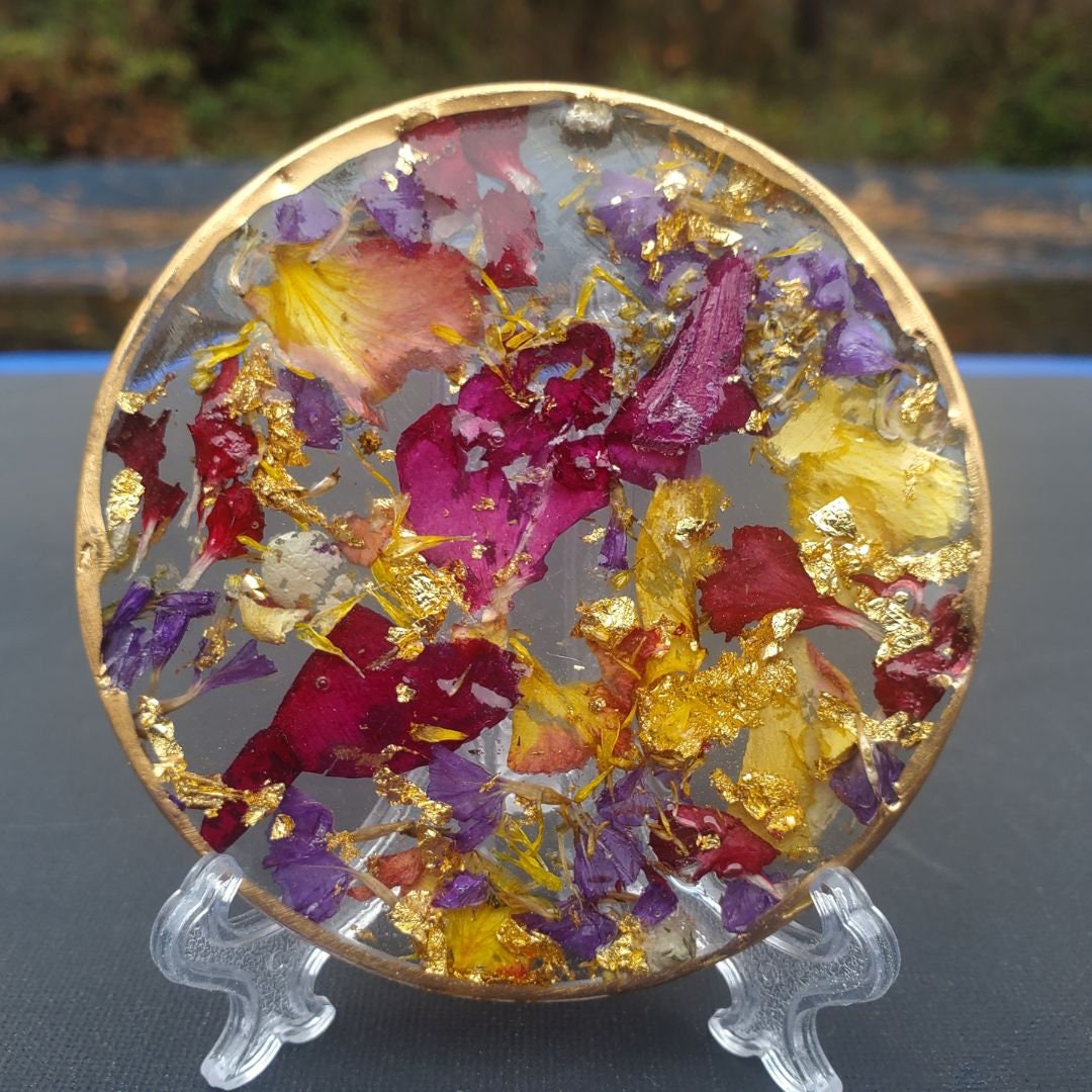 Pressed Flower Resin Art, Purple Flower Petals, Small Coaster Size Home ...