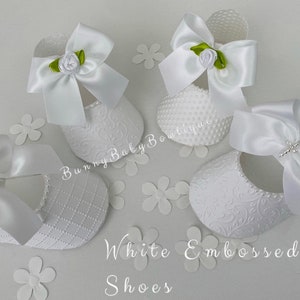 Set of 10 Embossed White Shoes a Perfect Party Favor for Your Especial ...