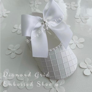 Set of 10 Embossed White Shoes a Perfect Party Favor for Your Especial ...