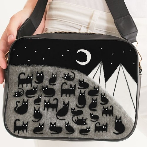 CROSSBODY BAG Black Rabbit Moon Birthday Whimsical Crescent - Etsy