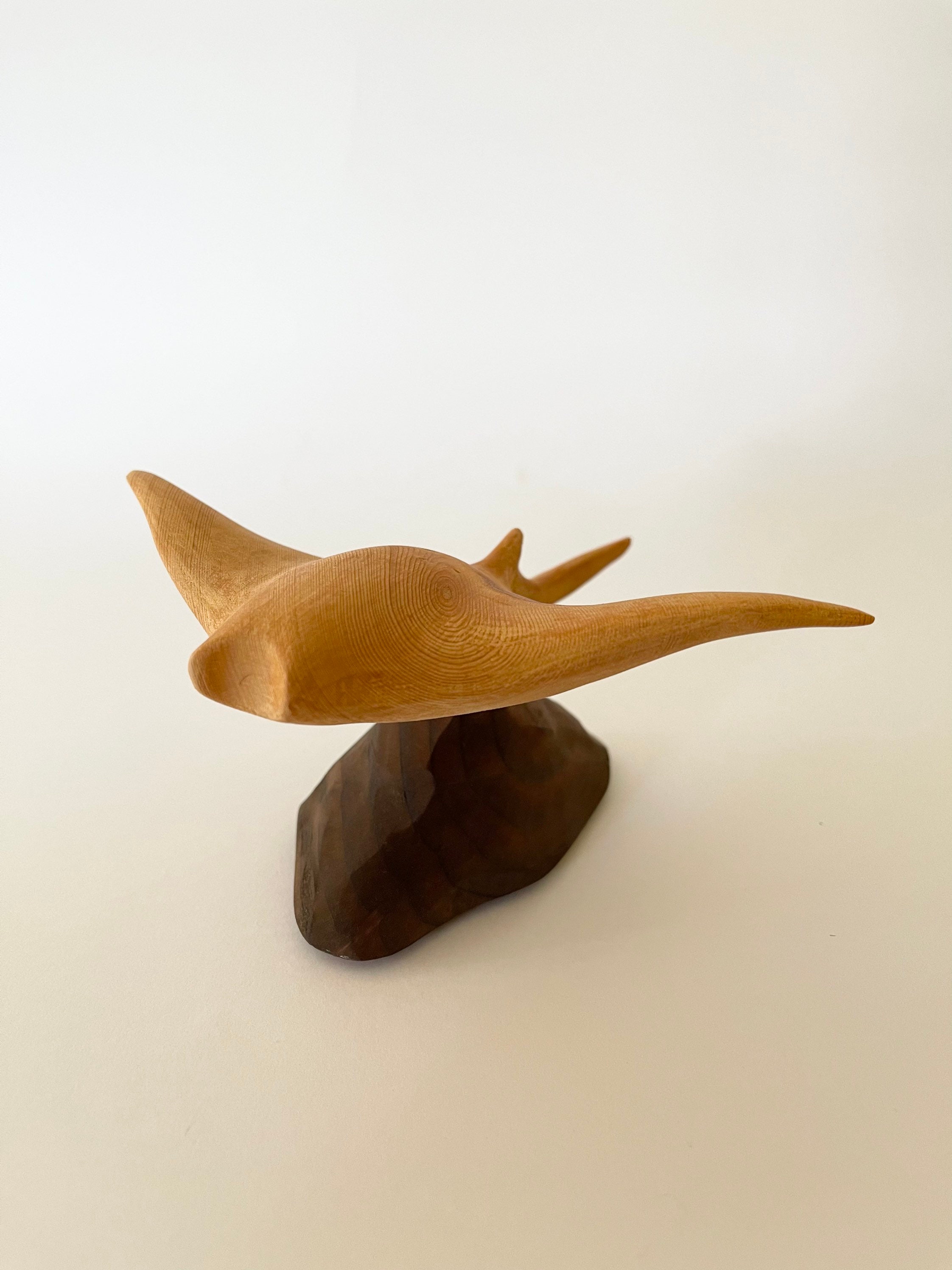 Hand-carved Original Wood Stingray Coastal Art/decor/sculpture - Etsy