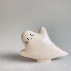 Digi Ghost Home Decor Handmade Ceramic Ghost Figurine Rompotodo - Etsy