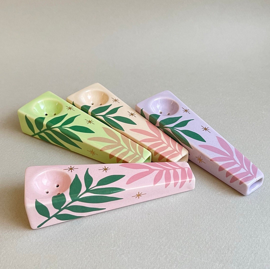 Sweet Leaves Ceramic Smoking Pipe - Choose Your Color ! - Cute Ceramic ...