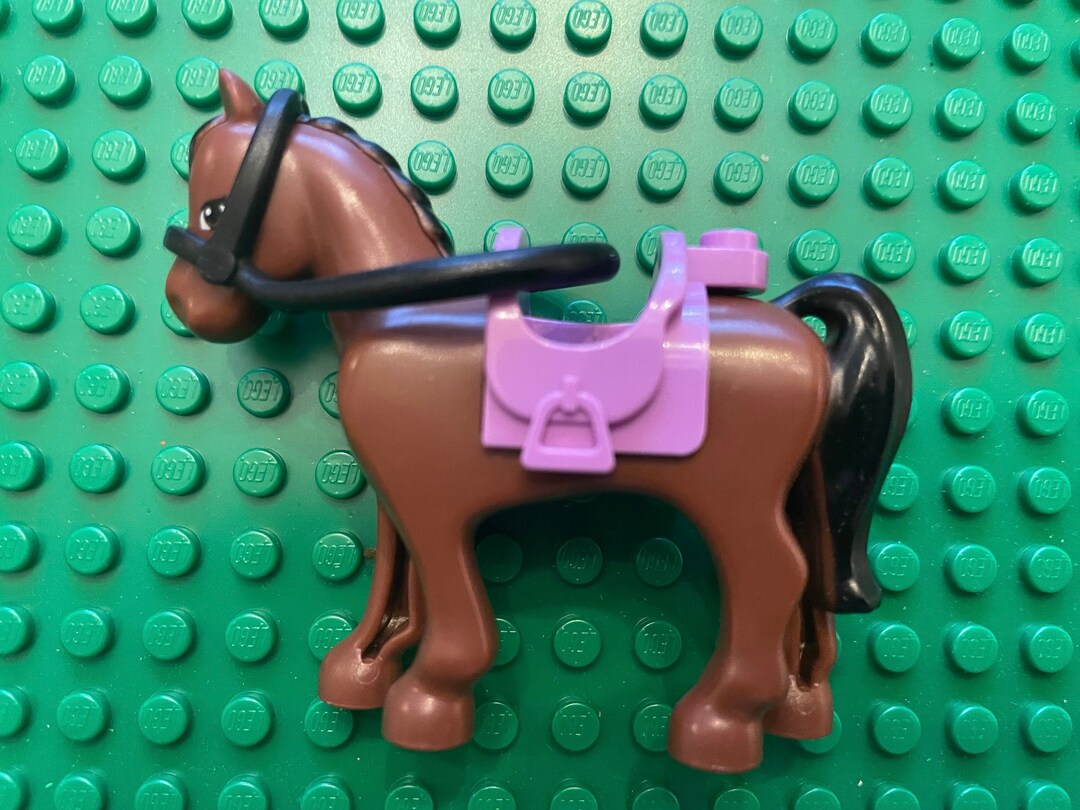 Lego MINIFIGURE Purple Bridle Saddle Horse With 2 X 2 Cutout With Black ...