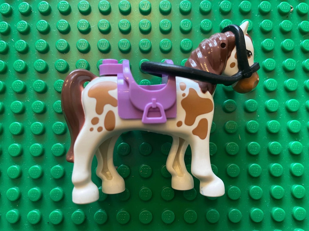 Lego MINIFIGURE Bridle Saddle Horse With 2 X 2 Cutout With Medium ...