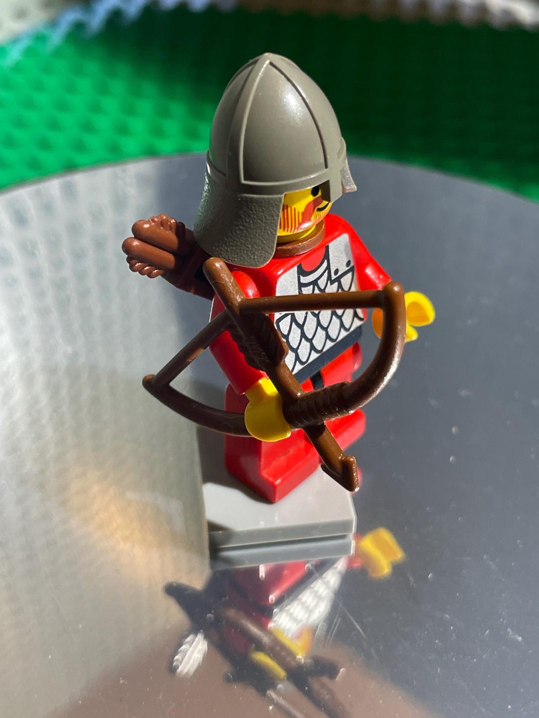 Lego MINIFIGURE Vintage Scale Mail - Red With Red Arms, Red Legs With ...