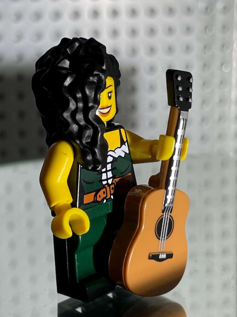 Lego MINIFIGURE Tavern, Musician Bard Female Guitar Adventure Awaits ...