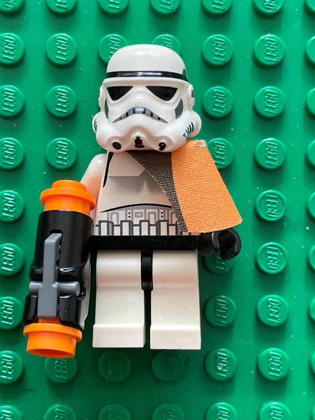 Lego Star Wars MINIFIGURE Sandtrooper Orange Pauldron (solid), No ...