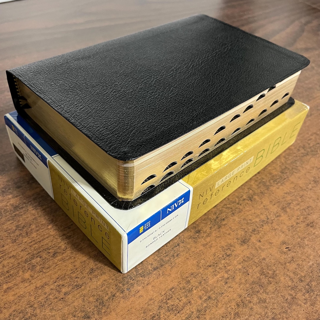 NIV 1984 Large Print Reference Bible Thumb Indexed - Black Bonded ...