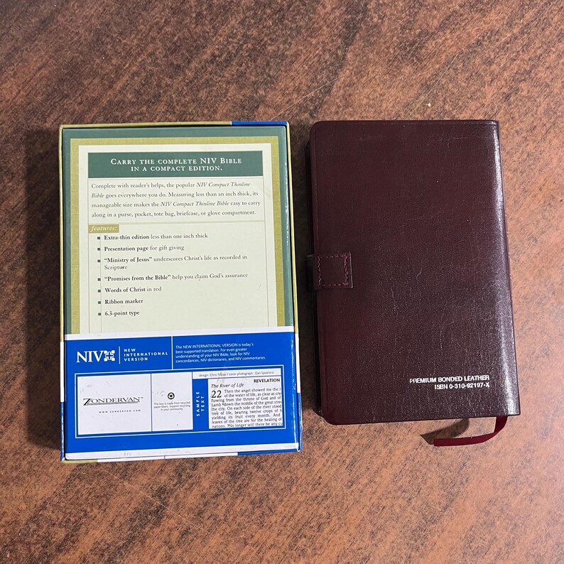 NIV 1984 Compact Thinline Bible With Side Tab Closure - Burgundy Bonded ...