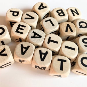 16 Vintage Boggle Dice, Letter Dice, Dice With Green Letters, Game ...