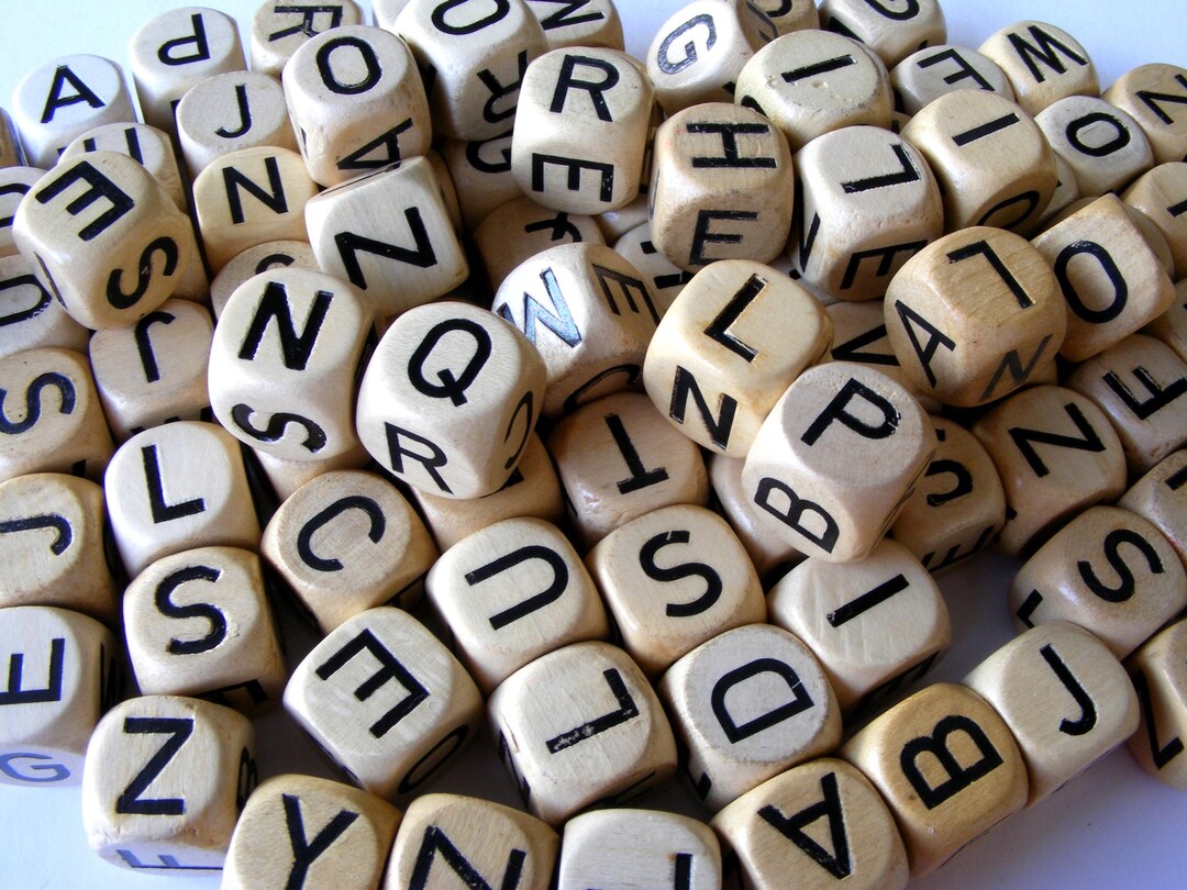25 Vintage Letter Dice, Wooden Dice With Black Letters, Boggle Replacement Game Pieces - Etsy