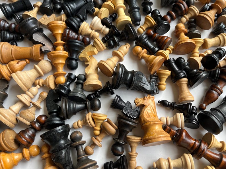 40 Vintage Wooden Chess Pieces, Mixed Chess Game Pieces, Black and ...