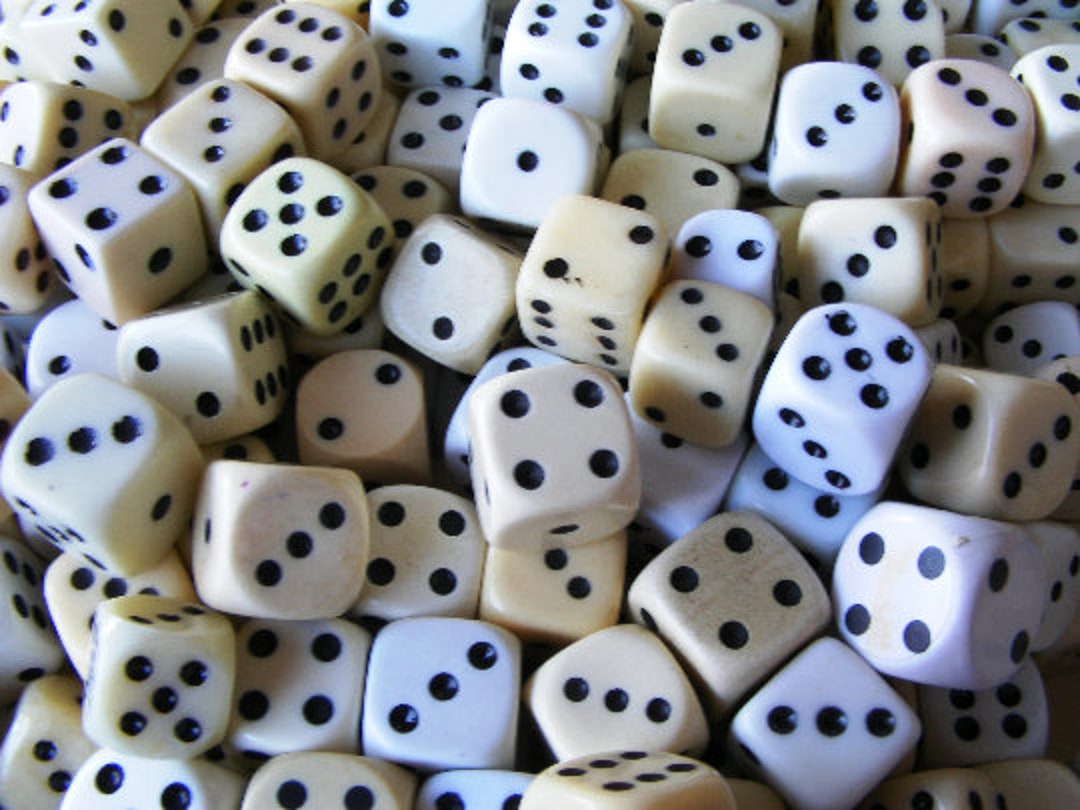 50 White Dice, Bulk Dice, Plastic Dice Mix, Vintage Game Pieces ...