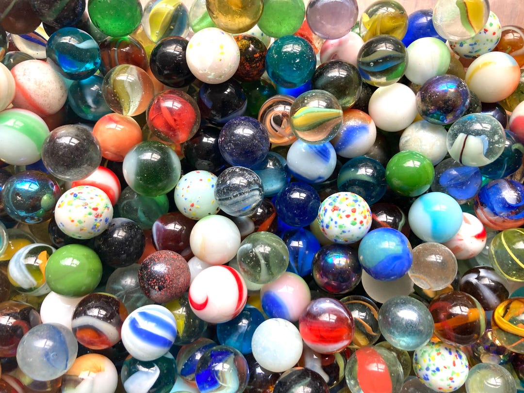 50 Vintage Marbles, Lot of Glass Marbles in Different Colors and Styles ...