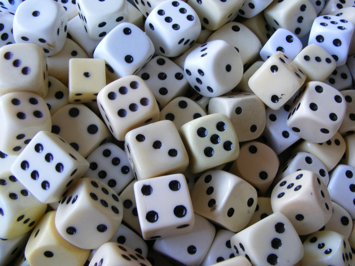 50 White Dice, Bulk Dice, Plastic Dice Mix, Vintage Game Pieces ...
