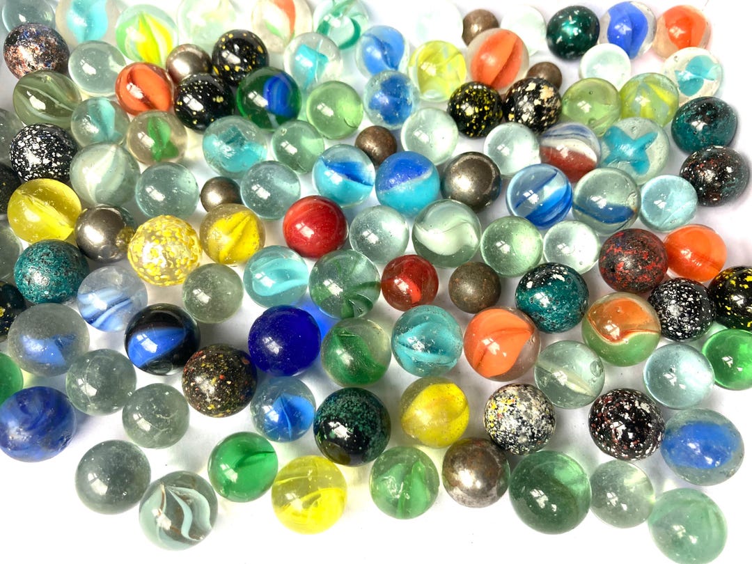 100 Vintage 1/2” Marbles, Small Glass Peewee Mix, Lot of Pee Wees in ...