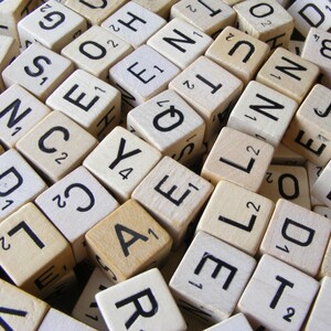 25 Letter Dice, Wooden Word Game Pieces, Vintage Dice, Wooden Cubes, Game Letters, Boggle Game ...