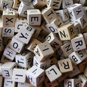 25 Letter Dice, Wooden Word Game Pieces, Vintage Dice, Wooden Cubes, Game Letters, Boggle Game ...
