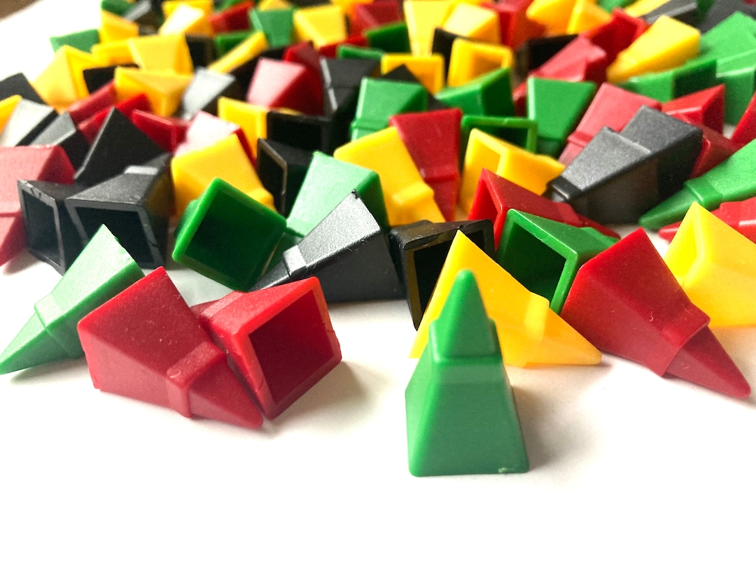 50 Vintage Plastic Pawns, Pyramids, Houses, Buildings, Great for for ...