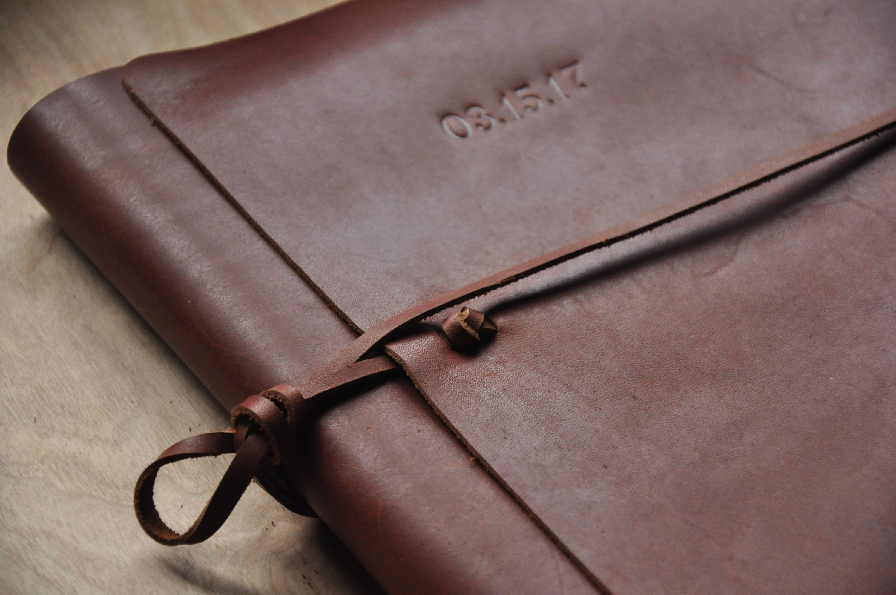 Classic Leather Book Cover, Size Adjustable, Oxford Brown Leather Book ...