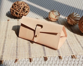 Triangle Glasses Case - Etsy