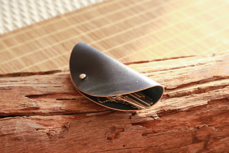 Minimalist Key Case Hand Dyed Leather Key Cover - Etsy Hong Kong