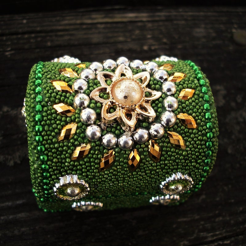 Small Beaded Boxes - Etsy