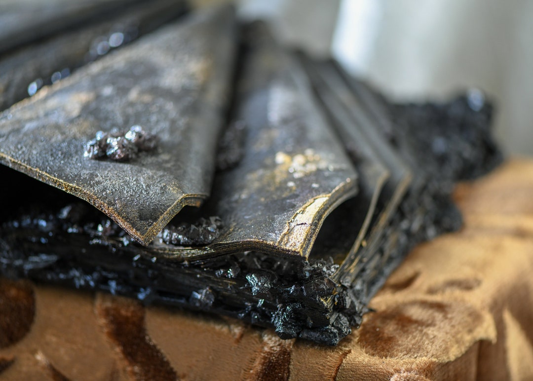 Crystalized Book, Crystallized Book, Dark Academia Decor, Vintage Books ...