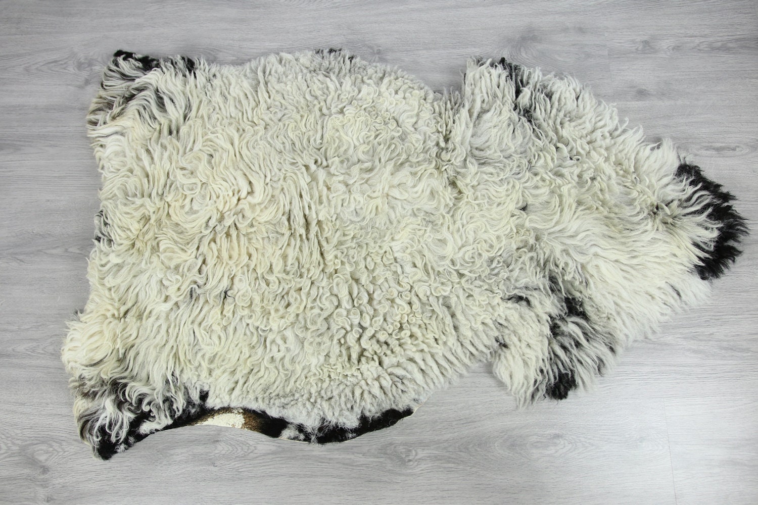 Organic Curly Sheepskin Rug, Real Sheepskin Rug, Gute Sheepskin, Beige ...
