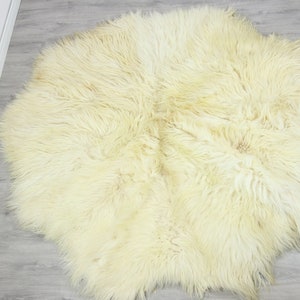Genuine Natural Icelandic Creamy Whiteround Sheepskin Rug, Giant ...