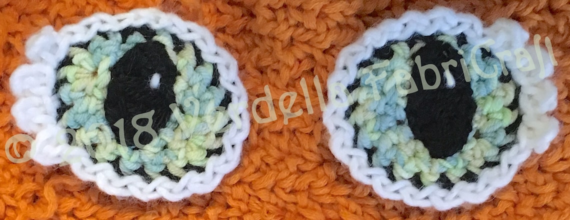 Cartoon Cat Eyes Crochet Pattern Big Kitty Eyes With Lashes PATTERN ...