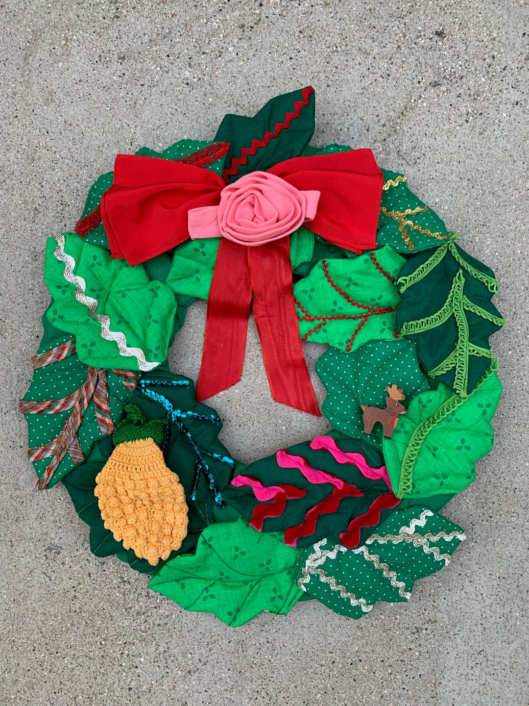 Embellished 90's Cut-and-sew Handmade Christmas Wreath - Etsy