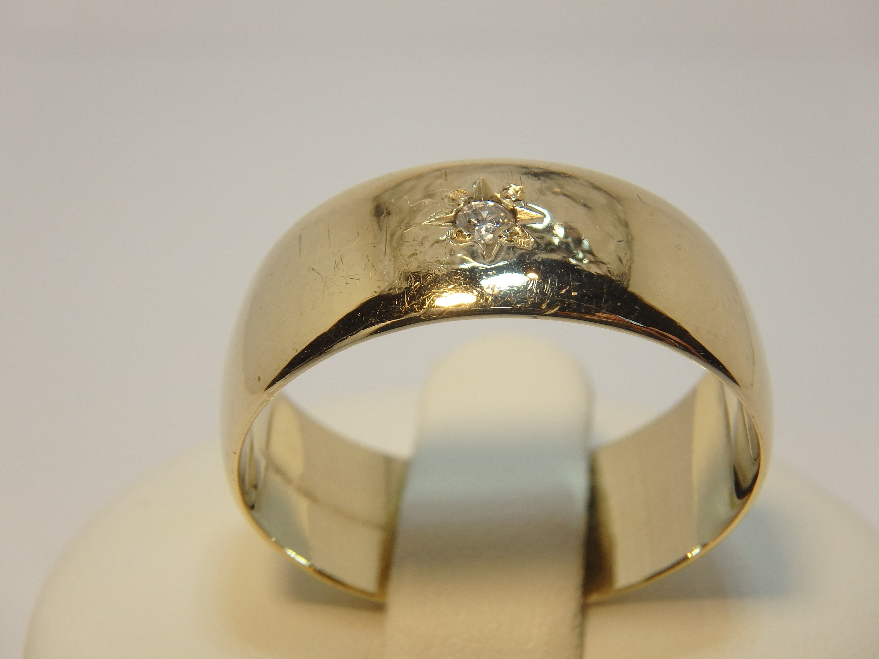 Men's Wedding Band With Diamond - Etsy