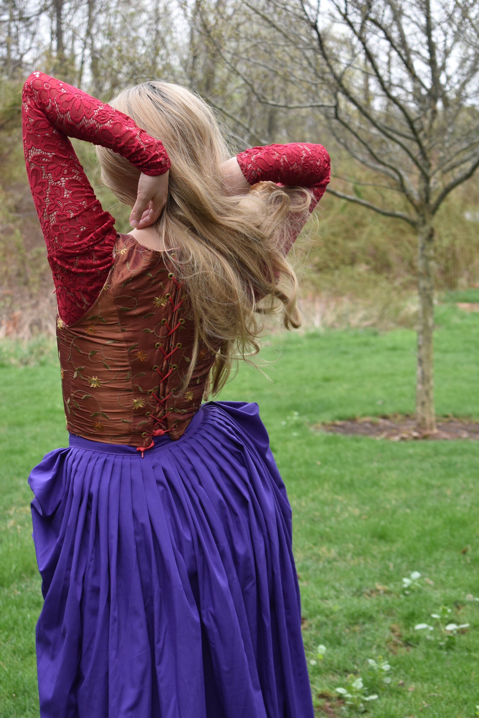 Sarah Sanderson Costume; Sarah Sanderson Corset; Sarah Sanderson ...