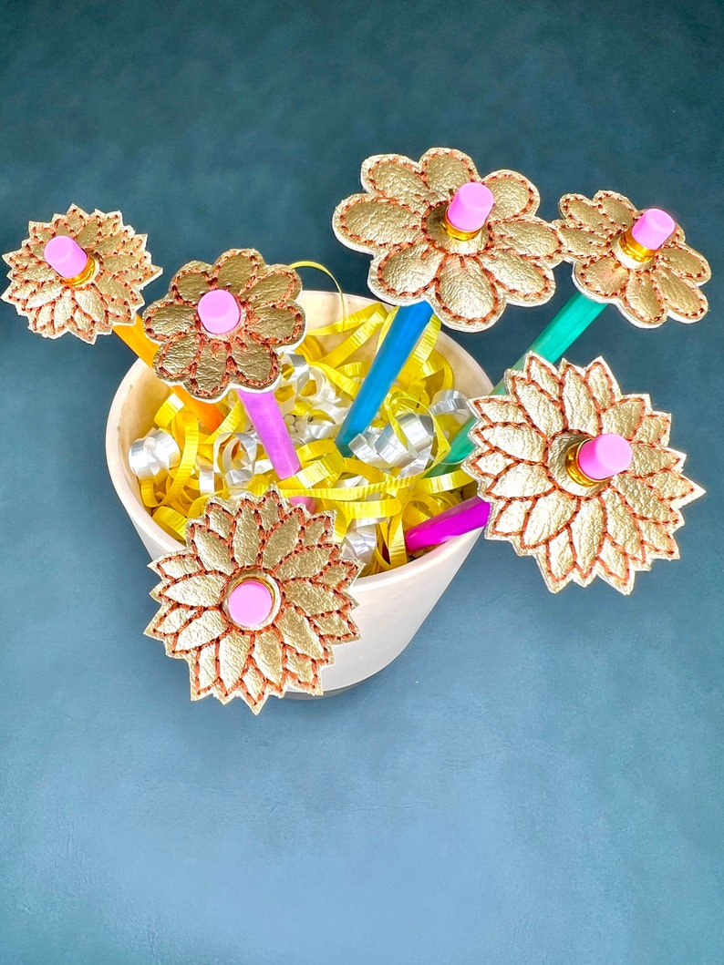 Flower Pencil Topper Gift Set for Teachers Gift Office Decor - Etsy