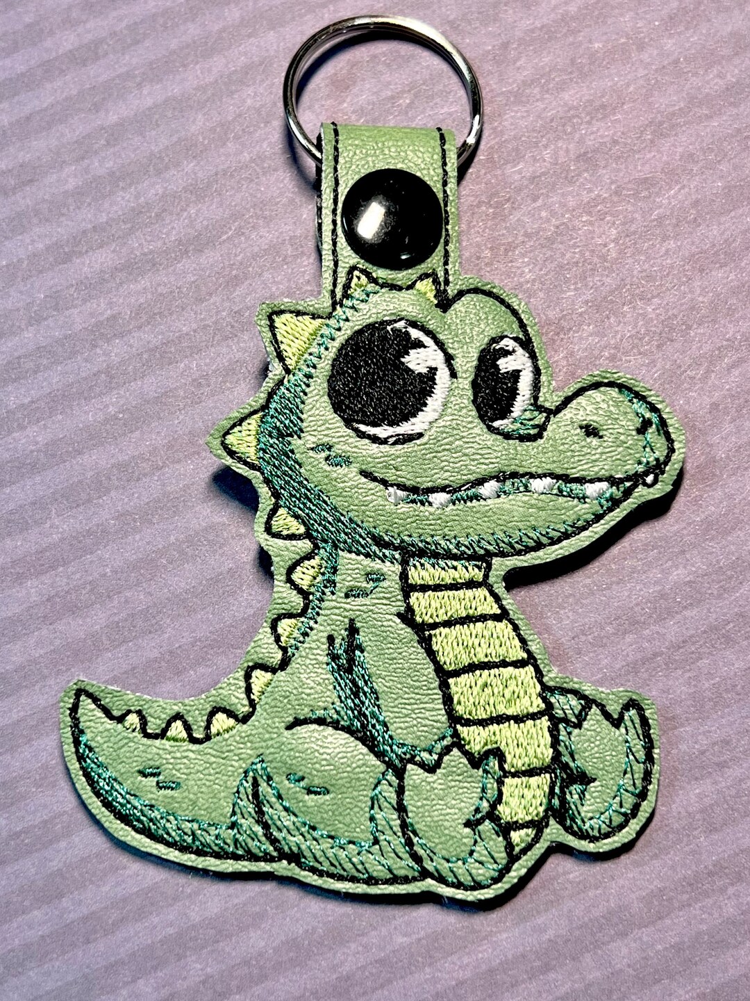 Cute Alligator Keychain for School, Teams, and More! - Etsy