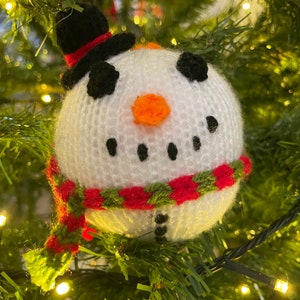 Snowman Bauble Knitting Pattern, Christmas Tree Decoration Amigurumi ...