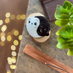 Yin and Yang Cats Car Hanger Crochet Pattern - ENG - Etsy