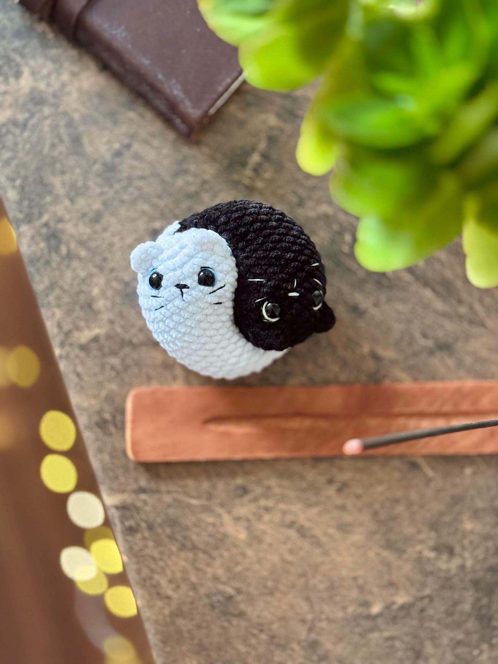 Crochet Yin and Yang Cats LOW SEW Amigurumi Pattern - ENG - Etsy