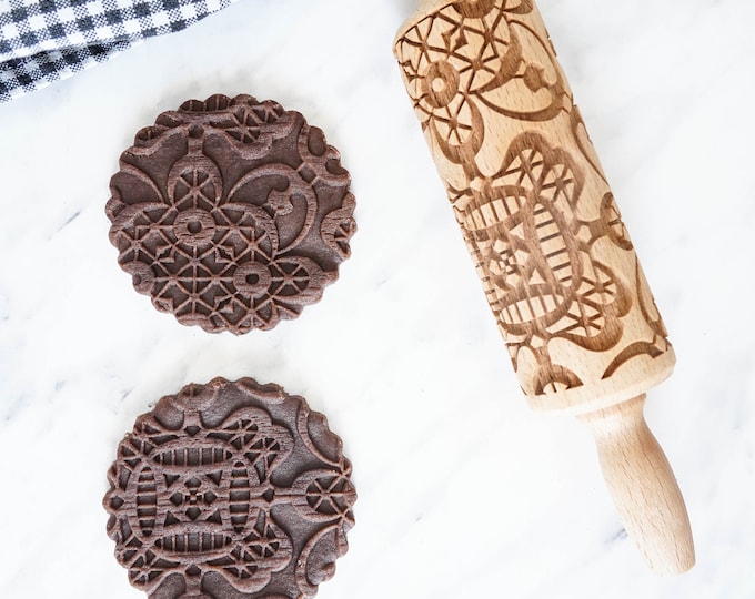 Embossed rolling pins personalized solid wooden by MoodForWood