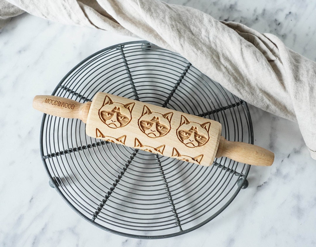PRISSY CAT – MINI Embossing Rolling Pin for Cookies, Embossed Biscuits ...