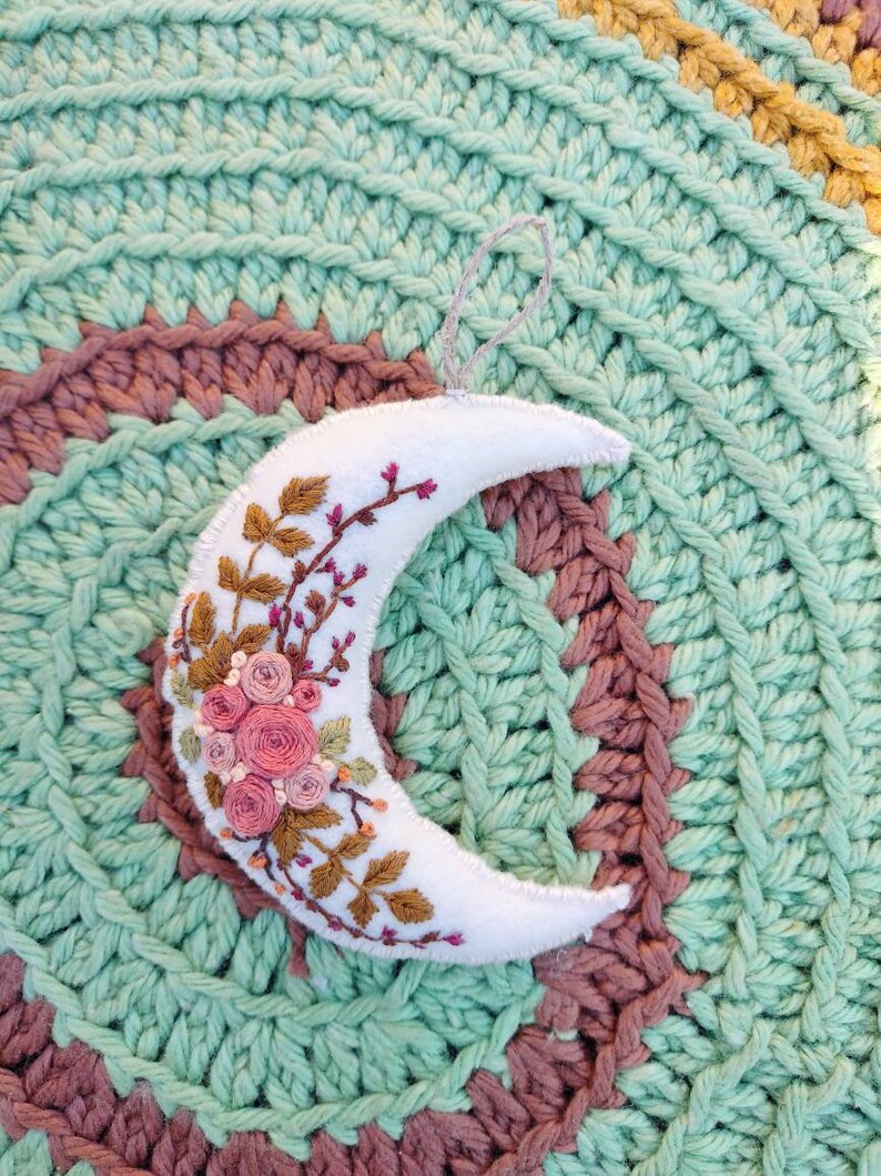 Hand Embroidered Floral Crescent Moons - Etsy