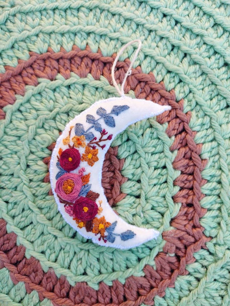 Hand Embroidered Floral Crescent Moons - Etsy