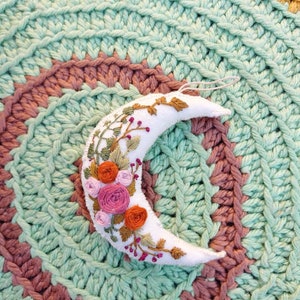 Hand Embroidered Floral Crescent Moons - Etsy