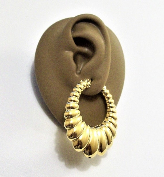 Monet Extra Large Shrimp Graduated Hoops Pierced Earr… - Gem