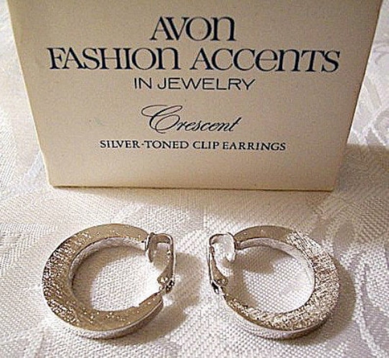 Avon Brushed Hoops Clip on Earrings Silver Tone Vintage 1976 - Etsy