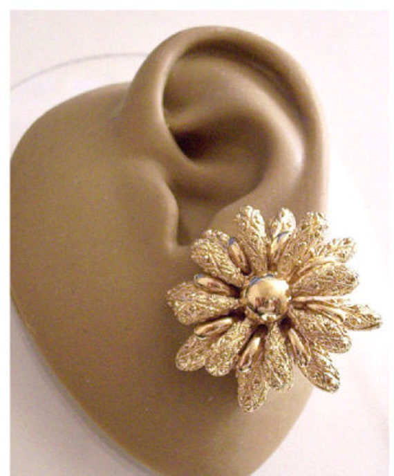 Monet Flower Prong Clip on Earrings Gold Tone Vintage Multiple | Etsy