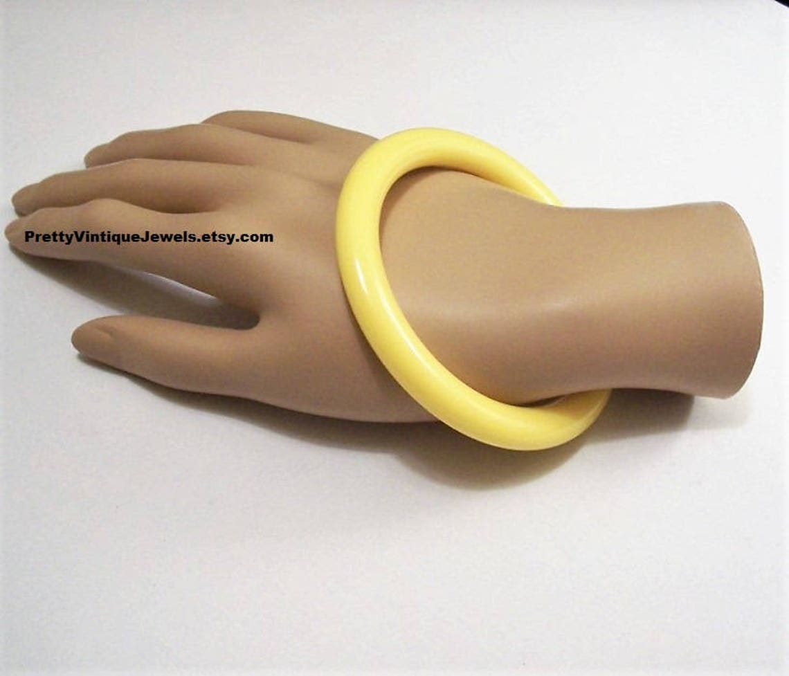 Avon Yellow Lemon Bracelet Bangle 1979 Color Go Round Lucite | Etsy