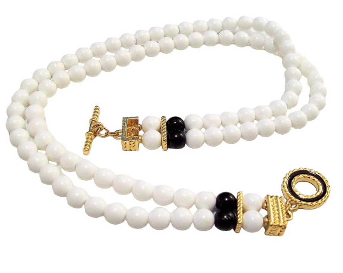 Monet White Black Bead Toggle Bar Necklace Choker Gold Tone Vintage ...